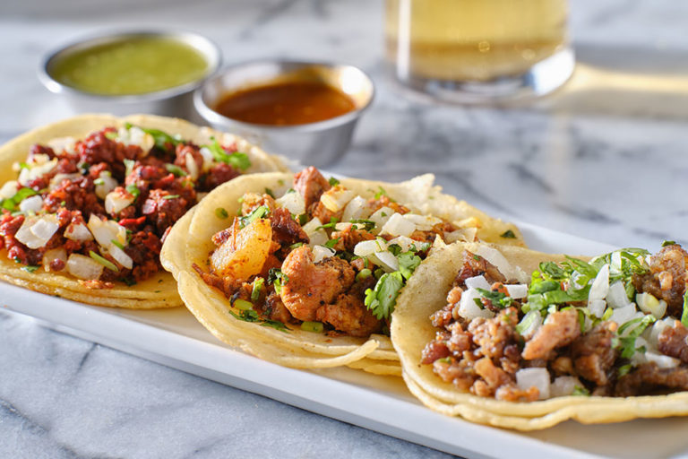 Beneficios económicos de elegir taquizas para eventos - Cotiza hoy